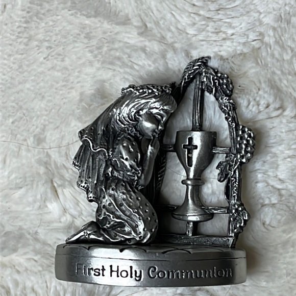 Accents | Pewter First Holy Communion Girl Figurine Approx 25 Tall 2 ...